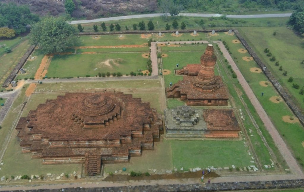 Sejarah & Keindahan Candi Muara Takus: Situs Bersejarah di Riau