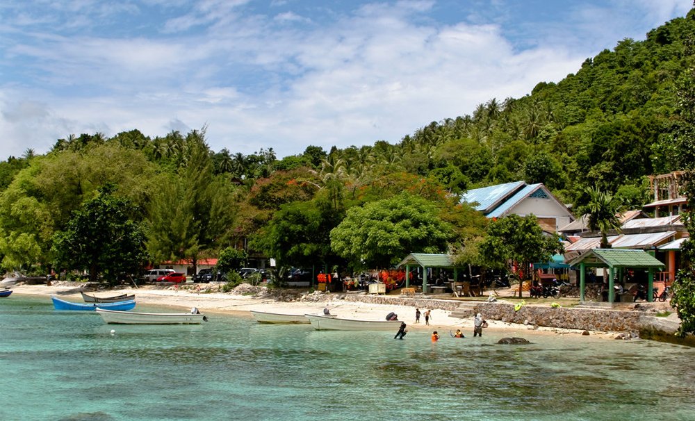 √ Pantai Paradiso: Destinasi Santai Favorit di Pusat Kota Sabang ...